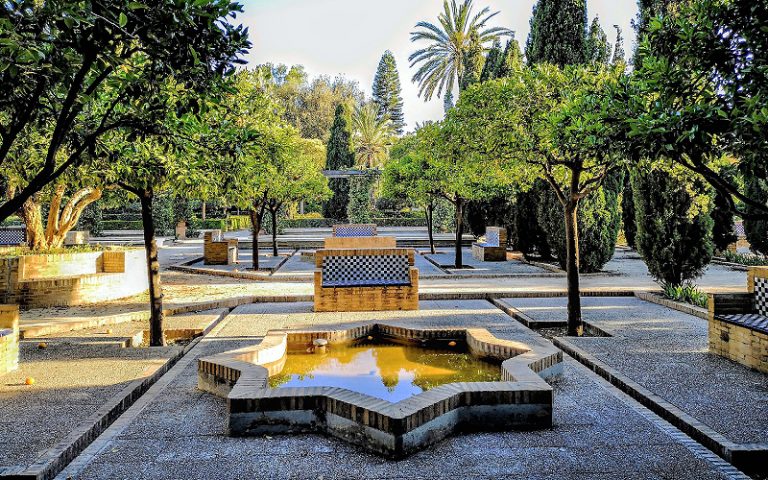 Benicalap Park, een van de mooiste tuinen in de stad Valencia ...